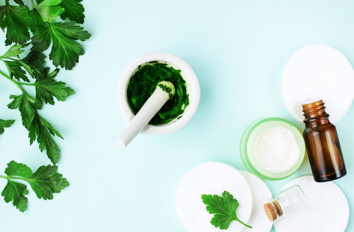 7 Natural Ways Coriander Provides Relief For Your Skin – Synergy ...